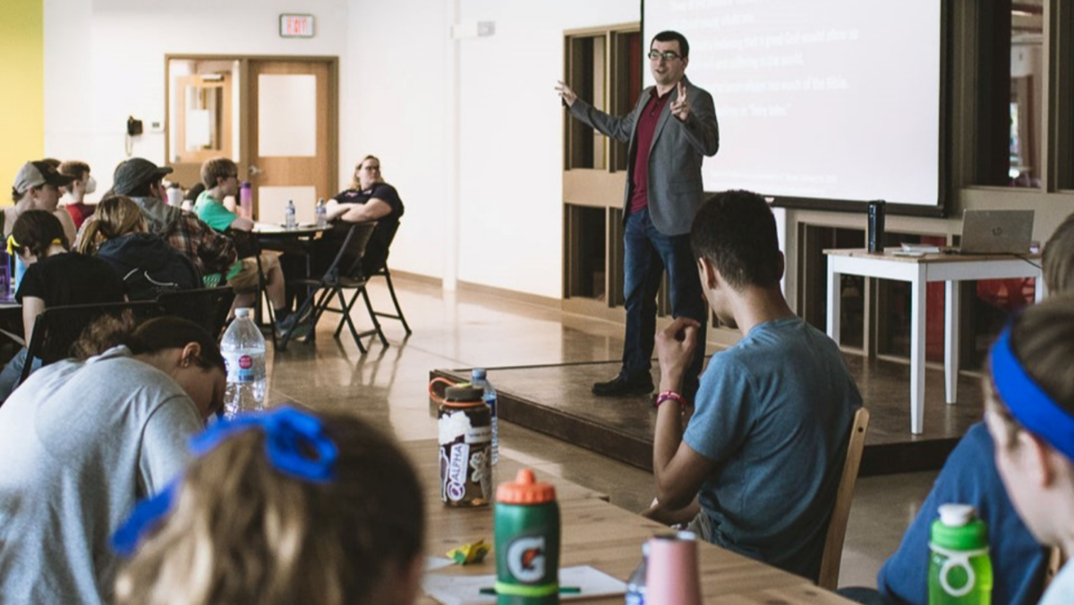 Some Christian Objections to Apologetics - Ratio Christi Canada Some Christian Objections to Apologetics - Ratio Christi Canada